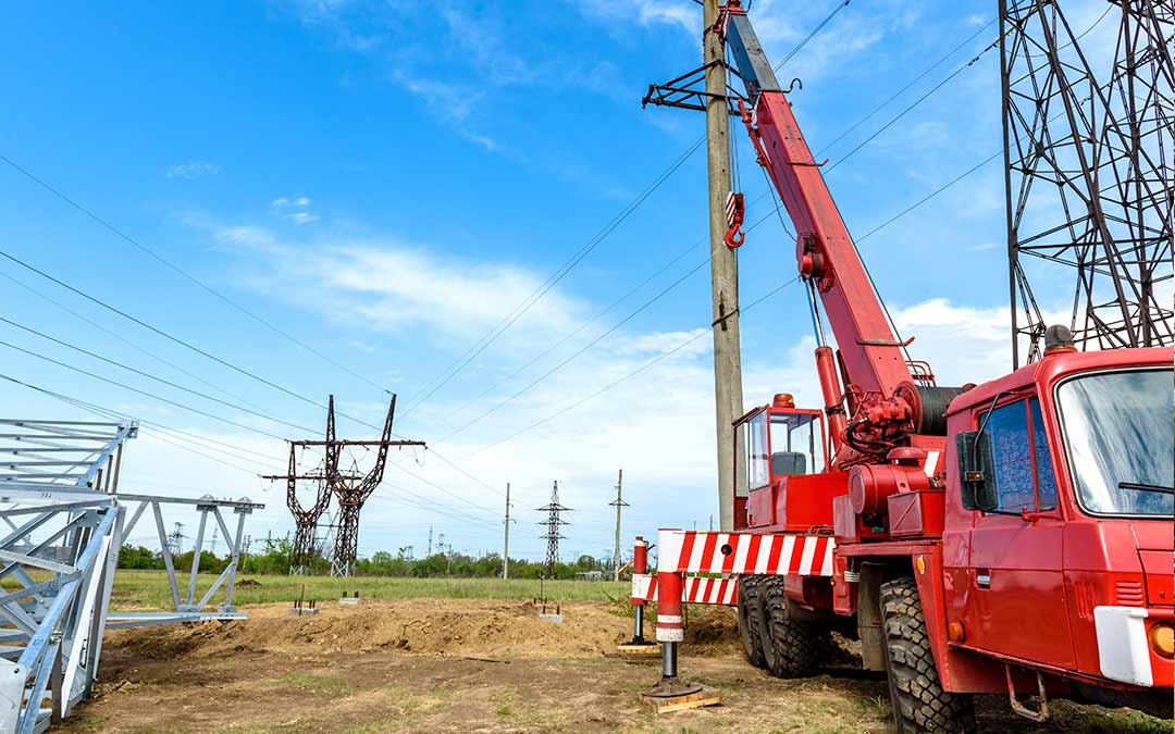 Conheça os 4 tipos de guindaste mais usados - WR Locações